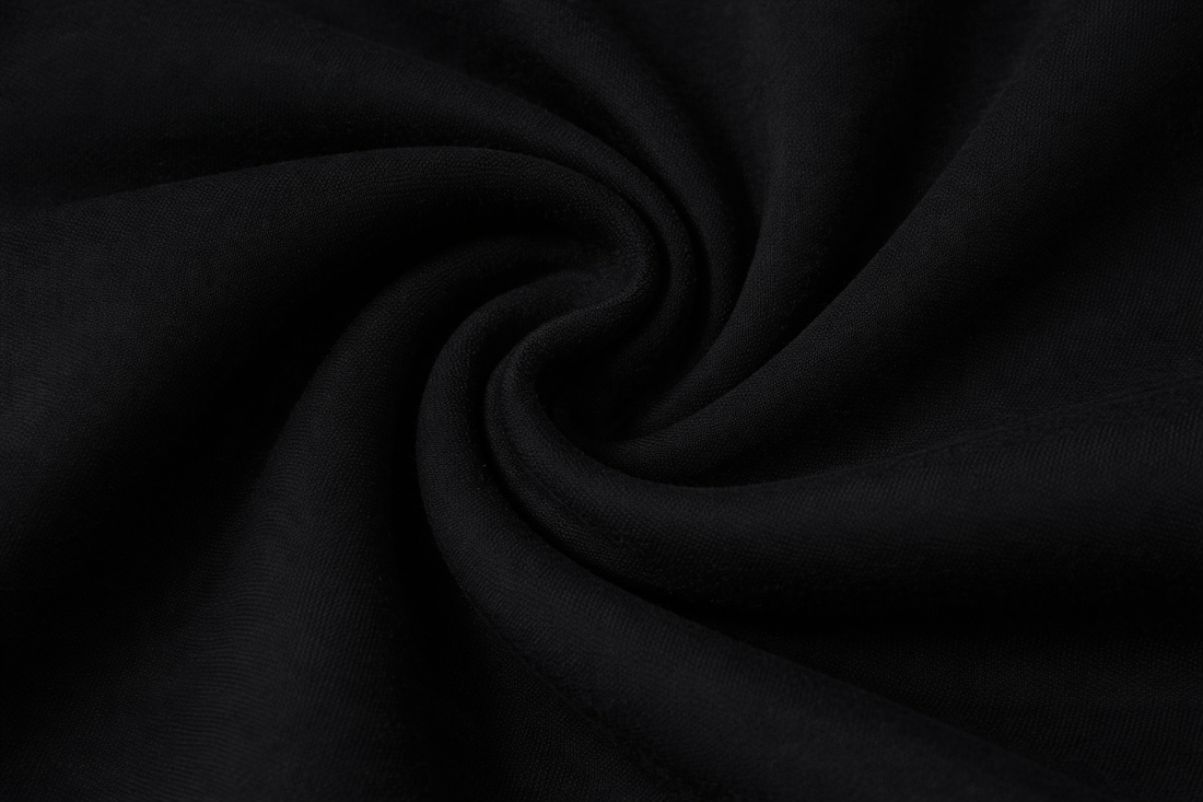 Crewneck - Noir – Nora Apparel